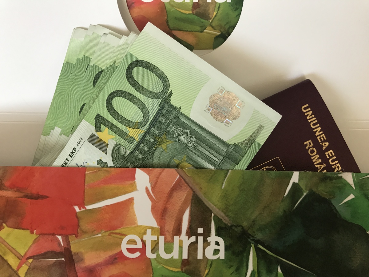 Bani de buzunar in vacanta - cum ii stabilesti? - Blog Eturia