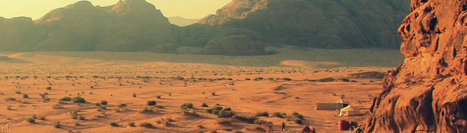 Ghid complet pentru a explora Wadi Rum: o oaza de liniste si aventura